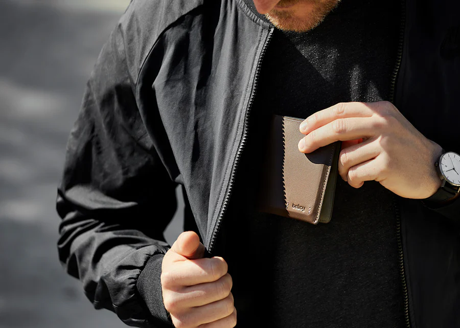 Note Sleeve – Premium Edition | Slim leather billfold wallet | Bellroy