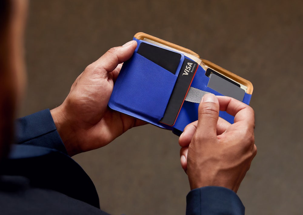 Apex Note Sleeve | Full Size Molded Leather Wallet | Bellroy